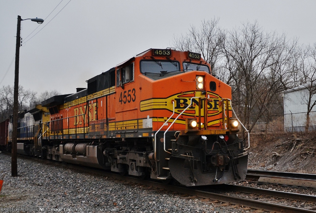 BNSF 4553